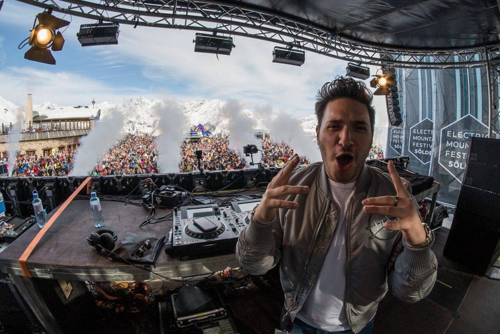 10 Questions For Jonas Blue, The DJ Mastermind Behind Catchy Pop Songs